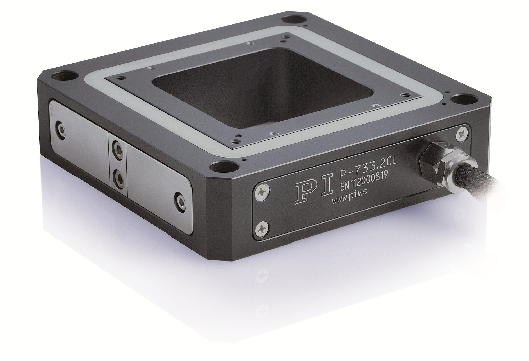 P-733.2 XY压电陶瓷纳米定位器